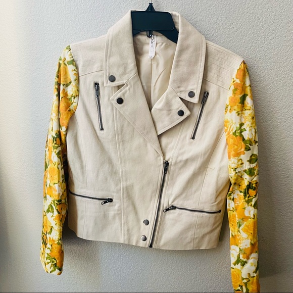 Mural | Jackets & Coats | Mural Yellow Floral Sleeve Cream Denim Mixed ...